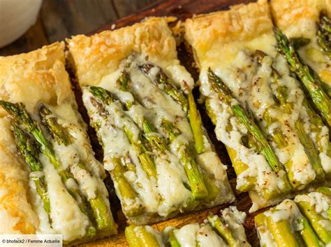 Tarte fine aux asperges vertes et brie la recette printanière toute simple