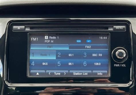 Mitsubishi L200 5th Gen KJ KK KL Original Radio Options InCarTec