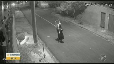 Bom Dia Cidade Campinas Piracicaba Homem Flagrado Por C Meras De