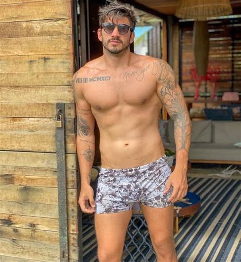 Gui Napolitano Nude Ex Bbb Pelado Em Fotos Xvideos Gay