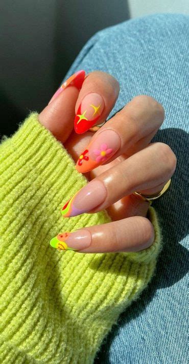 30 Light Up Your Nails With Electric Energy For Summer Warm Tone