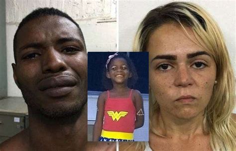 Monstros Pai e madrasta são presos por torturar e matar criança de 6