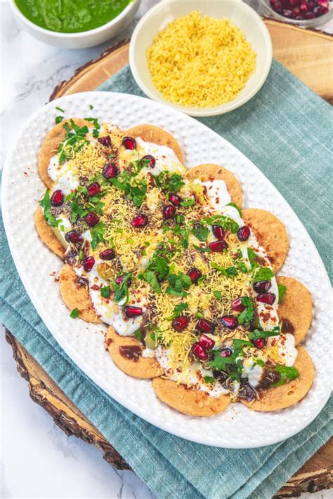Papdi Chaat Recipe Dahi Papri Chaat Spice Up The Curry