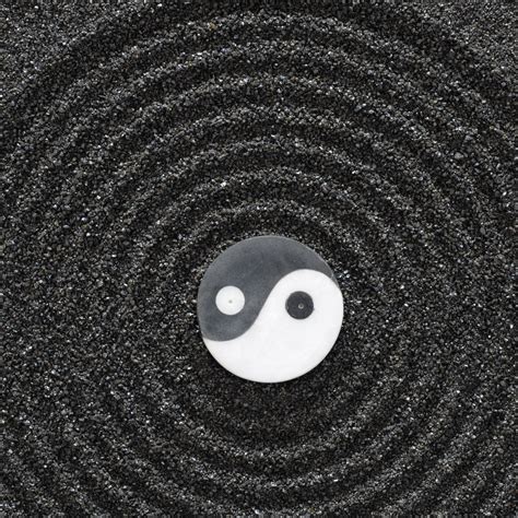Top Yin Yang Wallpaper K Latest In Cdgdbentre
