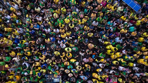 QUERER NEGAR AS DIMENSÕES DA MANIFESTAÇÃO NA PAULISTA É PASSAR RIDÍCULO