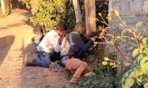 Narcos rivales se dan topón en Michoacán y para impedir que llegaran