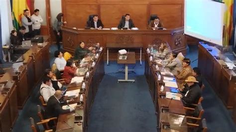 Comisión Mixta de Constitución inicia verificación de documentos de