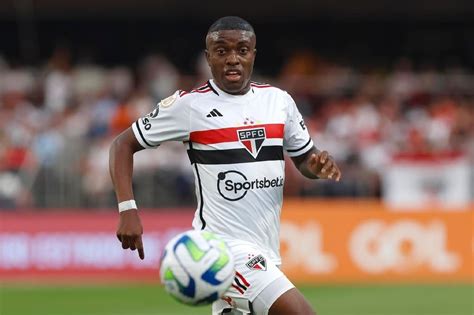 SPFC Negocia Volante Reserva Futebol Espanhol