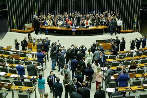 Congresso derruba vetos às leis Aldir Blanc e Paulo Gustavo