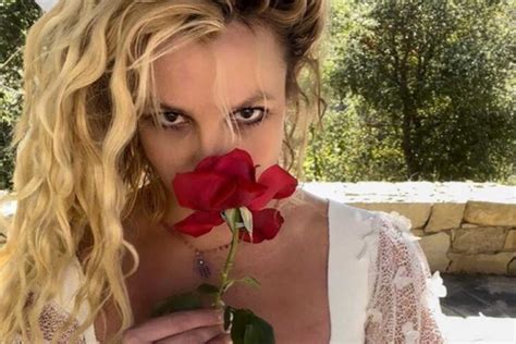 Livro de Britney Spears vai ganhar adaptação para filme