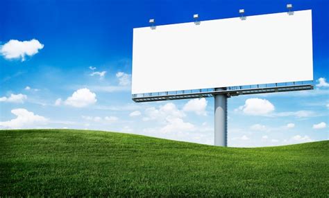 Ogromny pusty billboard Darmowe Zdjęcie