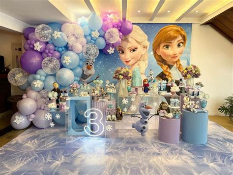 GUIA COMPLETO 120 ideias de decoração da Frozen Bolo Guaraná