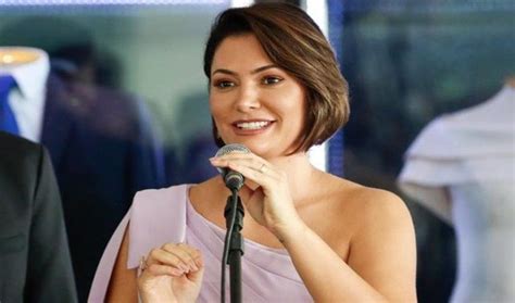 Considerada A Mulher Mais Linda Do Mundo Brasil Fica Perplexo
