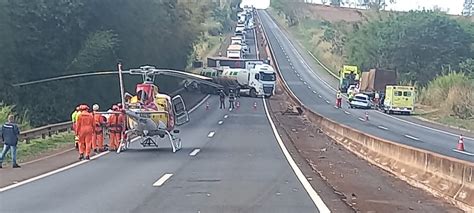 Duas Pessoas Ficam Feridas Em Acidente Na MG 050 Em Uberaba