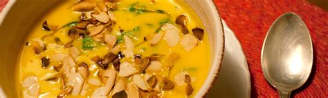 Sopa De Cenoura Couve E Curry