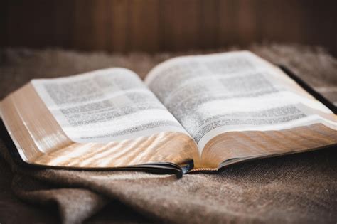 Biblia Abierta Foto Premium