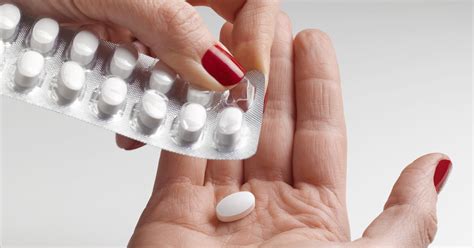 Pfizer L Antivirale Contro Il Covid Effetti Collaterali Allarme