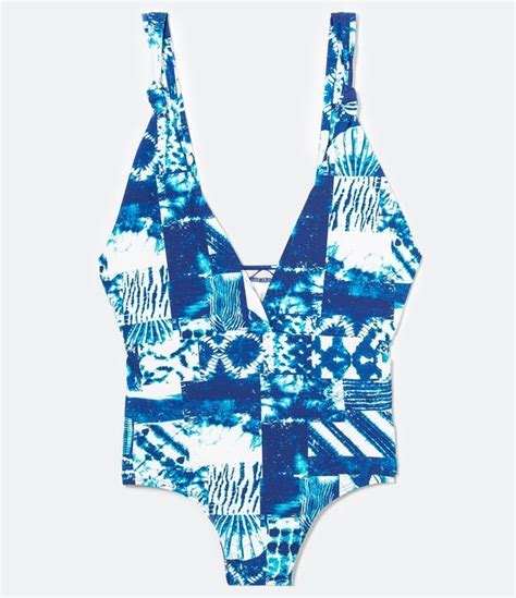 Maiô Fashion Decote V e Bojo Removível Estampado Azul