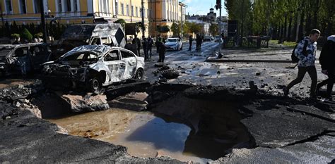 Los Ataques Rusos Contra Kiev Y Otras Ciudades De Toda Ucrania Son
