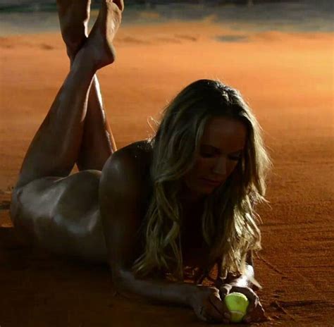 El Desnudo Total De La Sensual Tenista Caroline Wozniacki Infobae