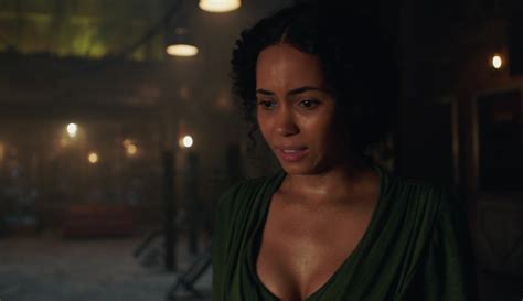 Madeleine Mantock Nua Em Into The Badlands TV