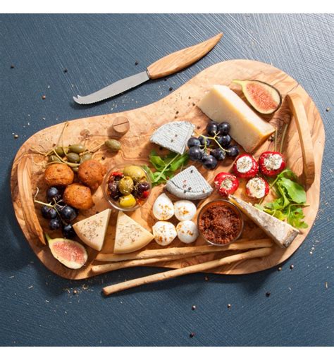 Plateau à fromage en bois dolivier et fait main avec couteau à fromage