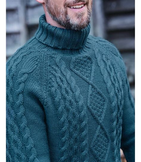 Ägäisches Meer Rollkragenpullover mit Aran Zopfmuster aus reiner