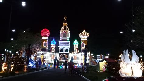 Relógio das Flores a Noite na A Magia do natal de Garanhuns YouTube
