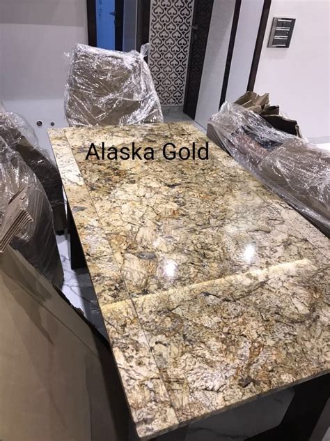 Polished Alaska Gold Indian Granite Slab For Flooring Thickness