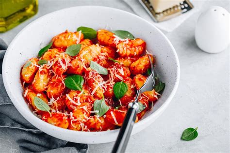 Gnocchi à La Sorrentina Recette Traditionnelle Italienne De Gnocchi