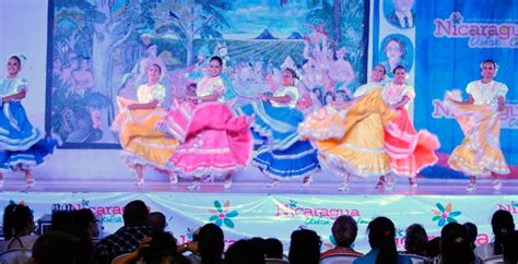 BALLET FOLKLÓRICO NICARAGÜENSE DELEITA A PUEBLO DE RIVAS
