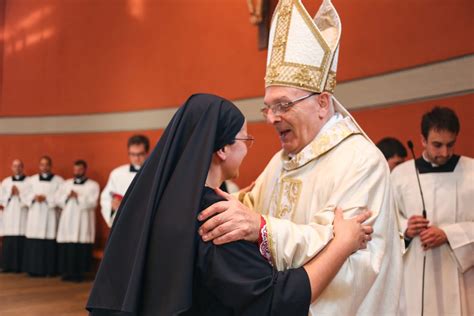 Essere Un Cuor Solo E Unanima Sola Missionarie Di San Carlo Borromeo