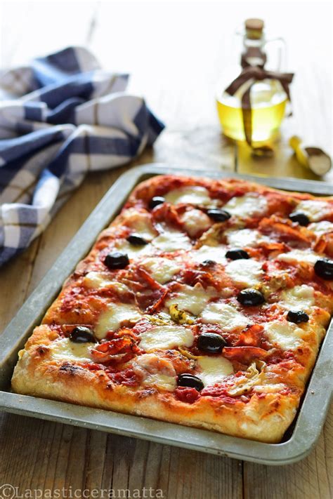 Pizza In Teglia Ricetta Con Foto Dei Passaggi Lapasticceramatta