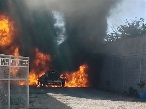 Se Incendia Pipa Cargada Con Di Sel En Una Congeladora Por La Carretera