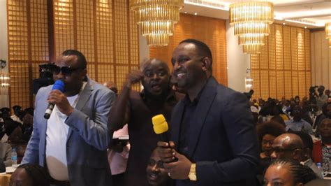 VIDEO MWIJAKU Na BABA LEVO Walivyombananisha INJINIA Mbele Ya WAZIRI