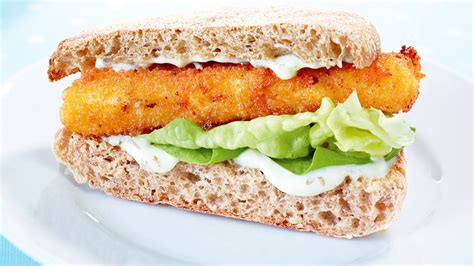 Fischstäbchen Sandwich Rezept Rezepte Essen rezepte Essen und trinken