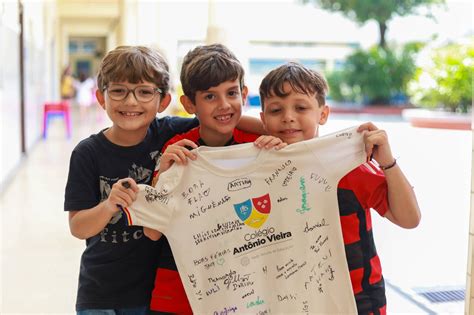 Última semana de aula no Vieira é marcada por atividades recreativas