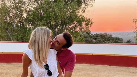Enrique Ponce se hartó y respondió a los que critican su diferencia de