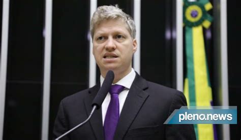 Reforma tributária Van Hattem diz que deputados não conhecem o texto