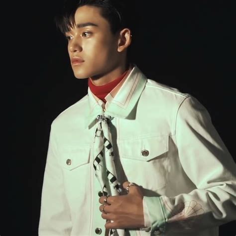𝐖𝐚𝐲𝐕 𝐞𝐡𝐢𝐧𝐝 𝐖𝐚𝐲𝐕 𝐊𝐢𝐜𝐤 𝐁𝐚𝐜𝐤 𝐉𝐚𝐜𝐤𝐞𝐭 𝐁𝐞𝐡𝐢𝐧𝐝 𝐃𝐚𝐲 2 Lucas Ko ko bop Nct
