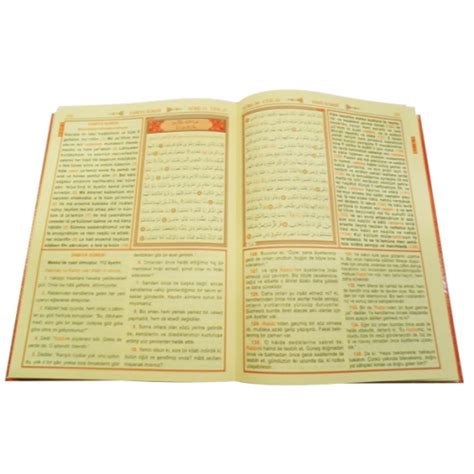 Kur an ı Kerim Meali ve Türkçe Okunuşu üçlü Camii Boy 24 x 33 cm