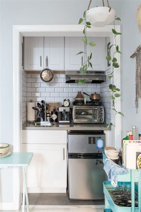This Teeny 250 Square Foot L A Studio Feels So Much Larger Small