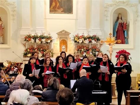 Quadrelle Con il concerto dellEpifania è ritornato il Coro polifonico
