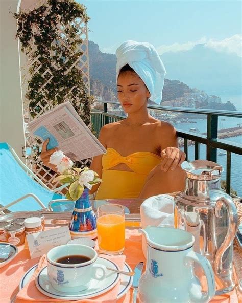Pin by Leonia Paolieri on caffè Summer aesthetic Cindy kimberly