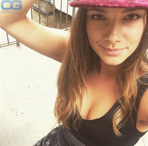 Janina Uhse Nackt Nacktbilder Playboy Nacktfotos Fakes Oben Ohne