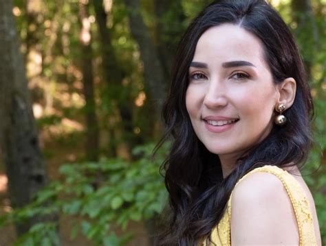 İpek Açar kimdir Kayahan ın eski eşi kimdir Elips Haber