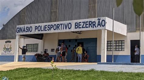 Homem é encontrado morto ao lado do ginásio Bezerrão em Cruzeiro do Sul