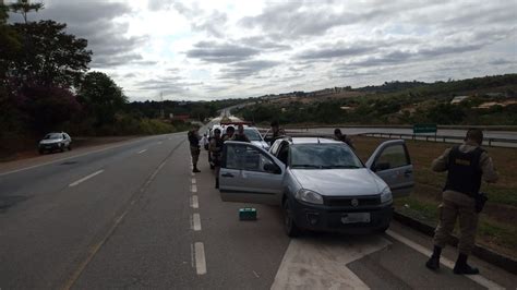 Mulher é morta a tiros em Nova Serrana e suspeito é detido na BR 262