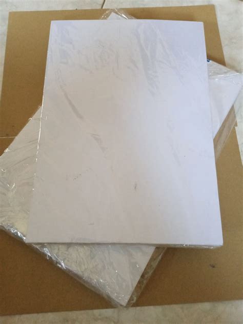 Kertas Sticker Glossy Ukuran A4 Kwarto Lembar SIPLah