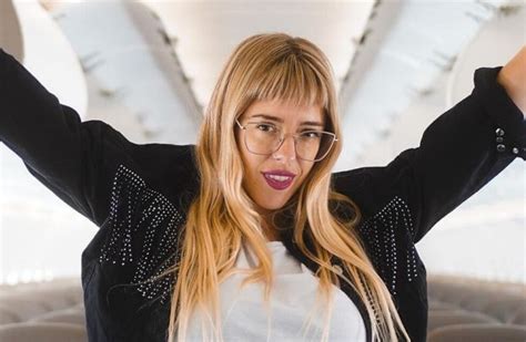 Nati Jota demostró que el rojo es su mejor color con una foto con una